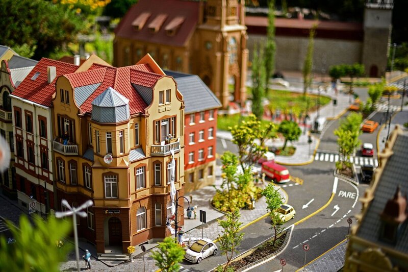 Um mundo em miniatura na Mini Mundo, em Gramado (RS)
